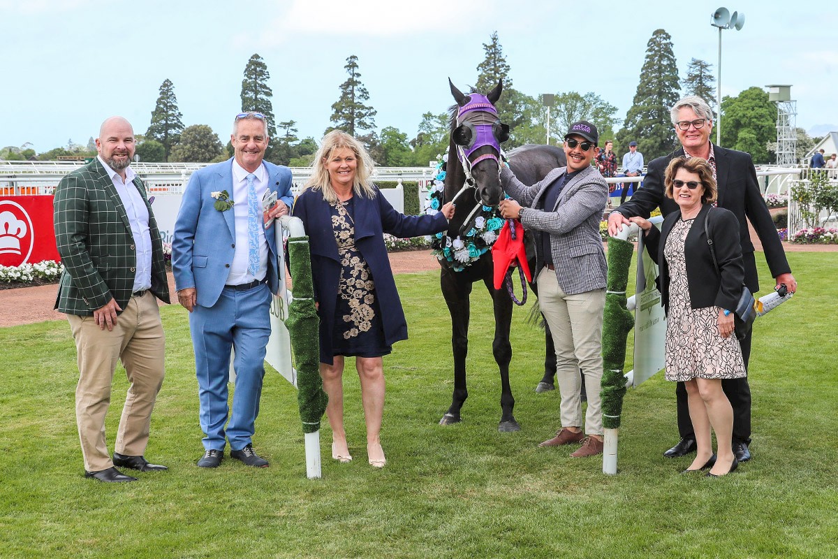 Lisa’s long range plan comes off as Lincoln’s Kruz burns them off in ...